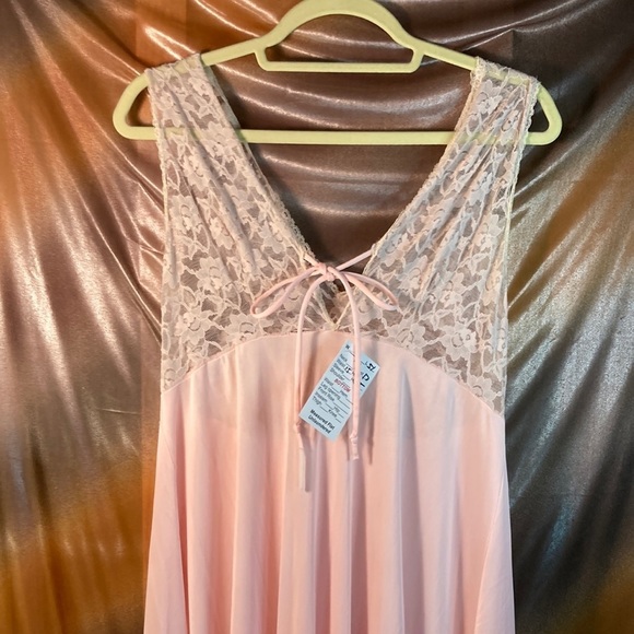 Intimates & Sleepwear | Vintage 6s Pink Lace Night Gown M 30 Waist 34 ...